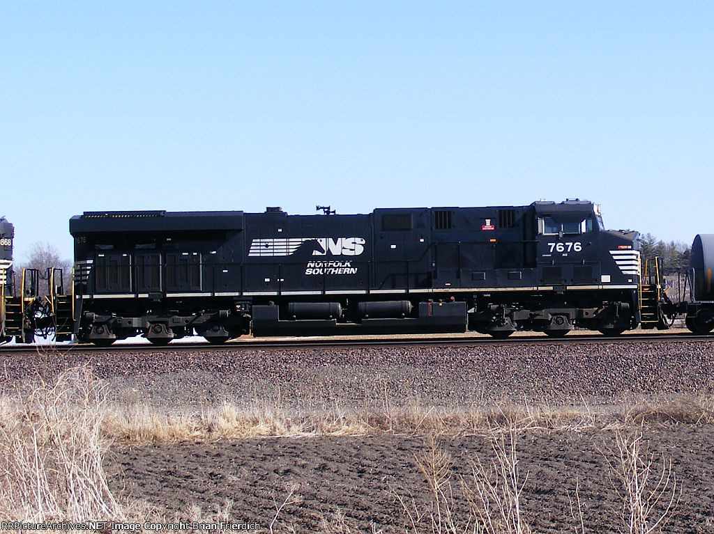 NS 7676